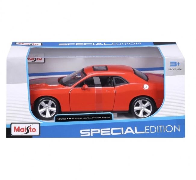 Maisto Metalni model autica 1:24 2008 Dodge Challenger — Bazzar.rs