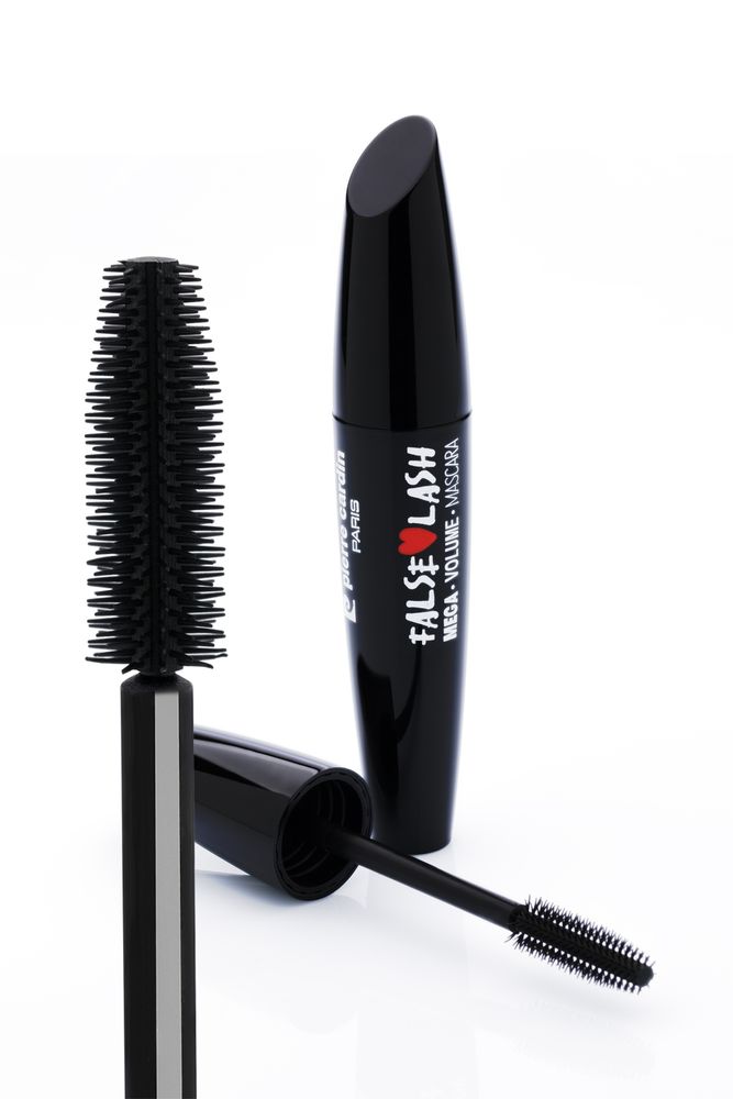 Pierre Cardin False Lash Mega Volume maskara — Bazzar.rs